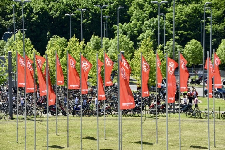 Dominique Heintz wechselt ablösefrei zu Fortuna Düsseldorf - Lokalbüro ...